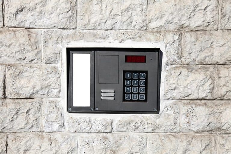 Domofon/wideodomofon do domu: cena, rodzaje, montaż