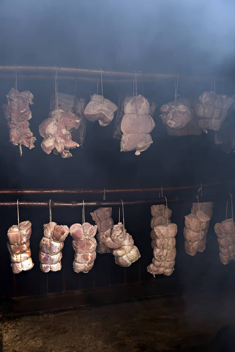 Wędzarnia ogrodowa z grillem: projekt, budowa [krok po kroku]